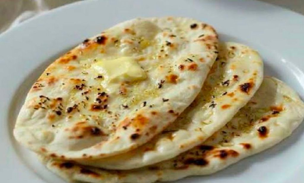 Garlic Naan – Tamrookum Fill Feast